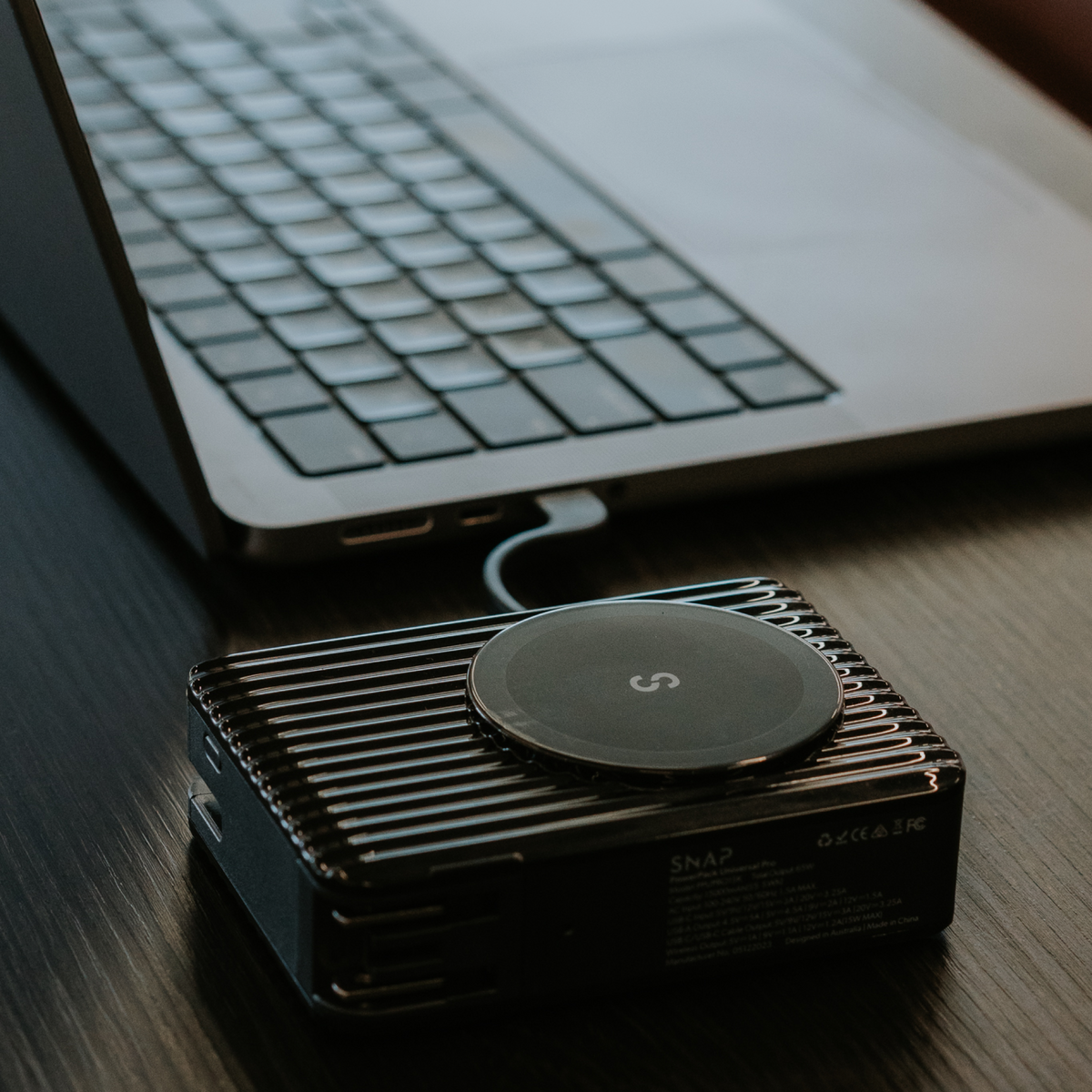 Portable Universal Charger | PowerPack Universal Pro | SnapWireless®